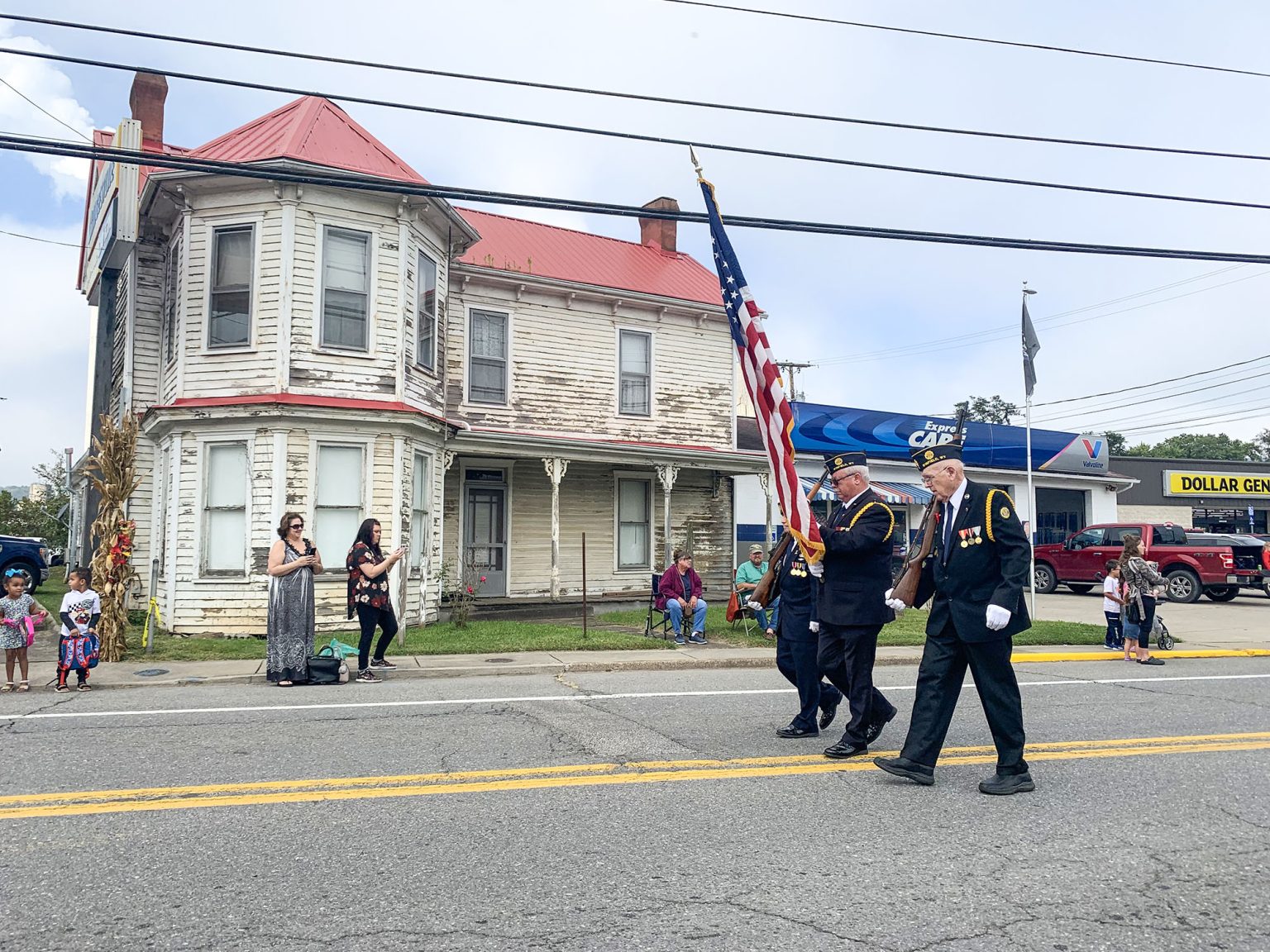 Local Parades: Buffalo All Horse Parade, Poca Fall Festival Parade, and ...