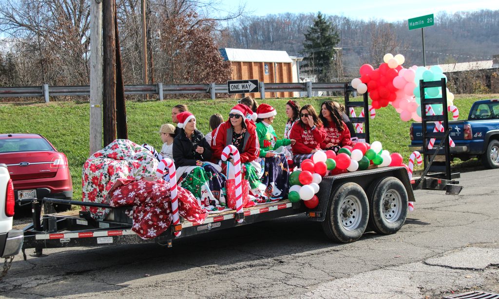 Hurricane Christmas Parade - Hurricane Breeze Newspaper
